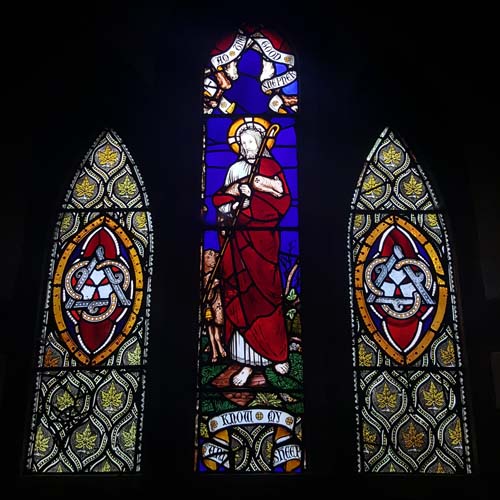 Holy Trinity, Lane End - The Building